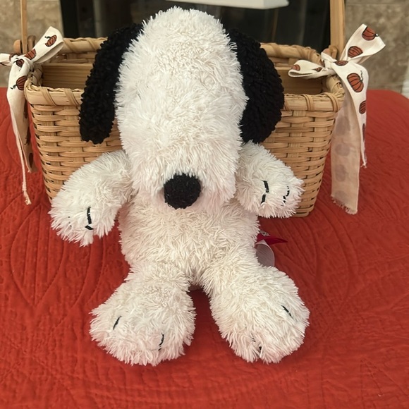 Peanuts | Toys | Lambs Ivy Peanuts Fluffy Snoopy Puppy Dog 4 Plush ...